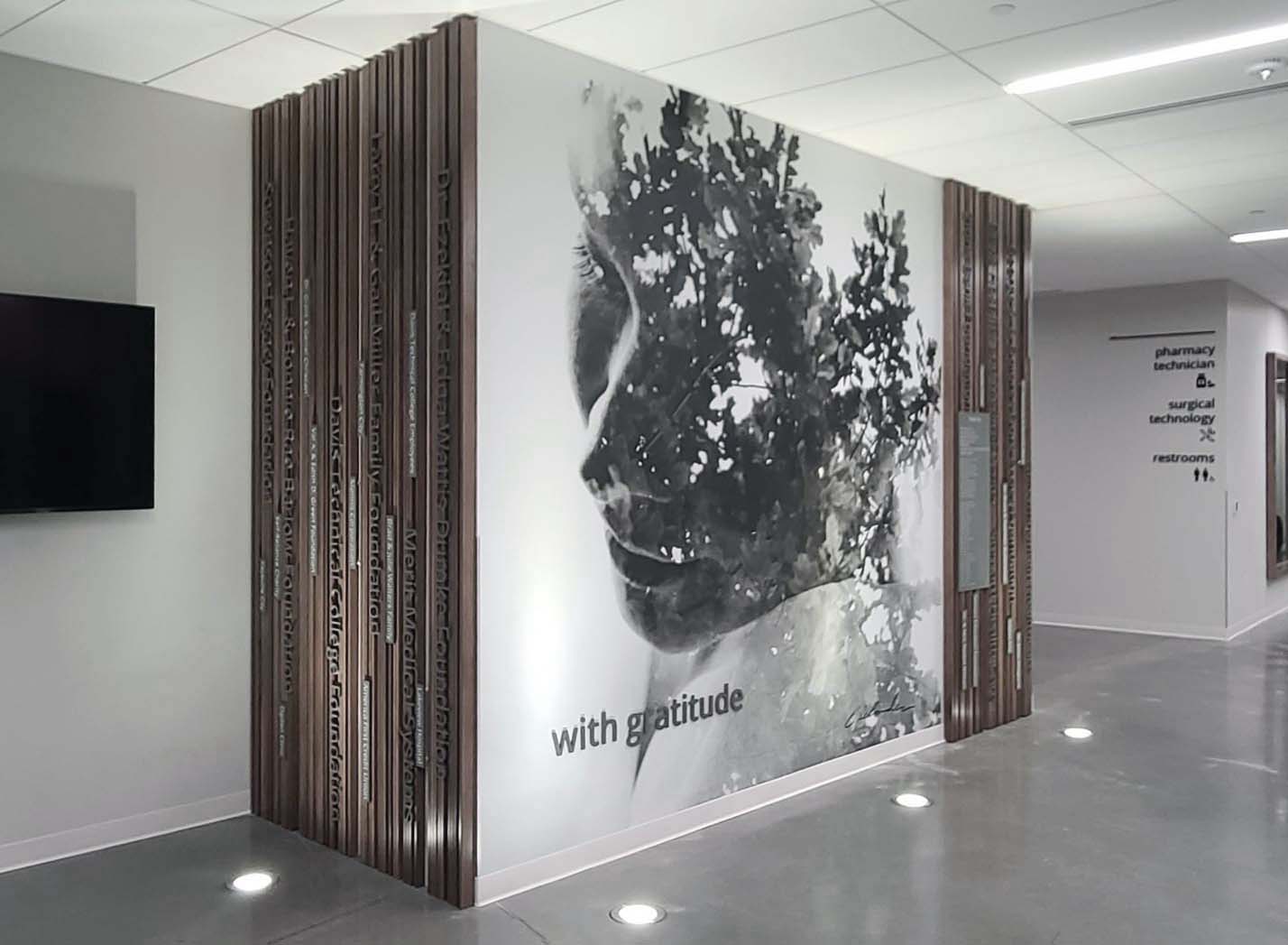 Home - High Tech Signs